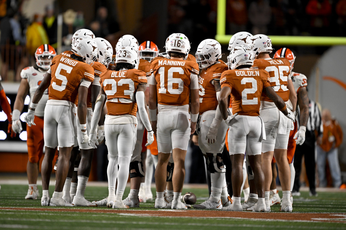 Dallas Cowboys' Consensus Draft Pick Zeroing In On 1 Target With 1 Notable Number - Athlon Sports