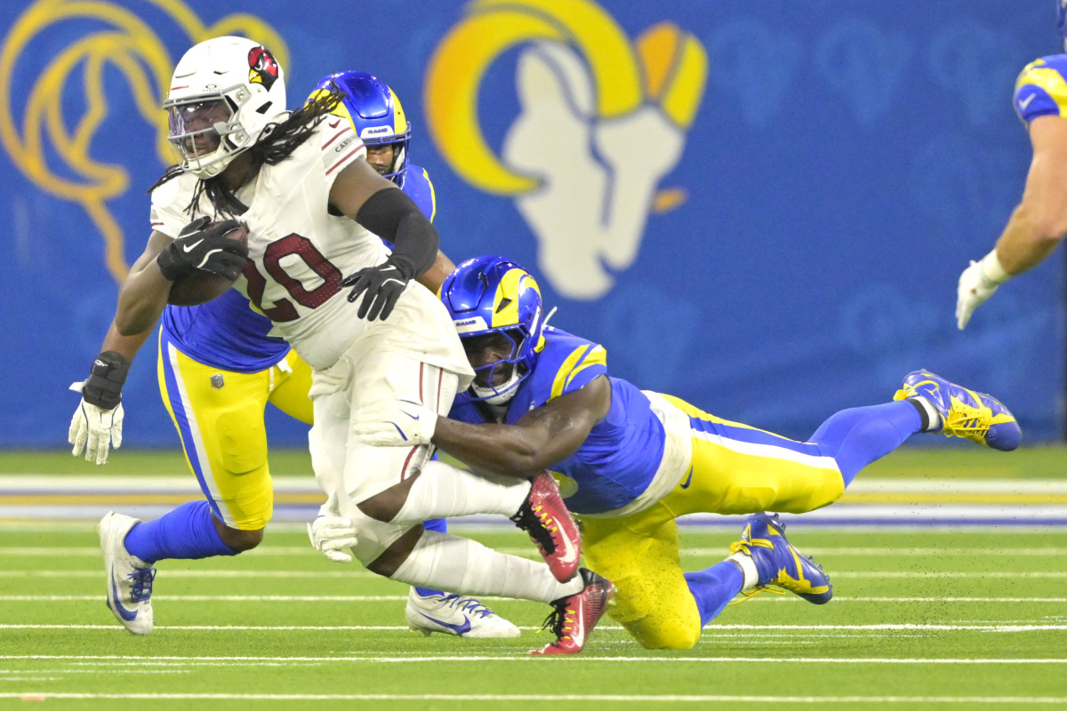 Arizona Cardinals RB DeeJay Dallas Named Potential Cut Candidate ...