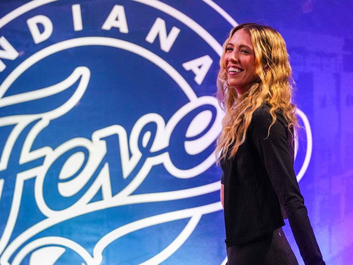 Lexie Hulls Outfit At Unrivaled Steals The Spotlight Athlon Sports