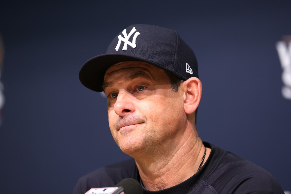 Yankees' Aaron Boone Shares His Bold Message to Juan Soto After Seeing Him in Mets Jersey ...