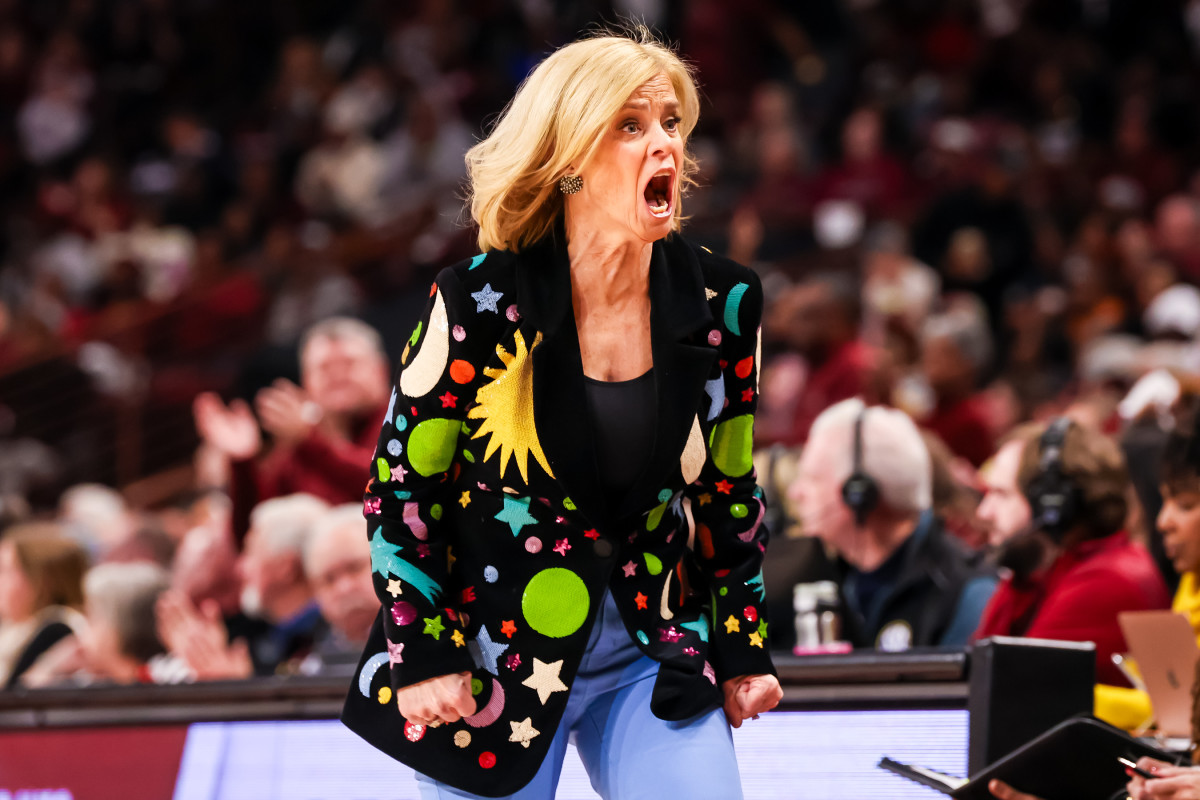 Kim Mulkey Sends Clear Message After Landing Star From Dawn Staley ...