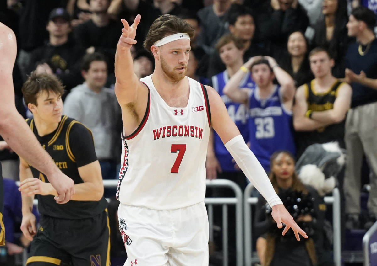 Wisconsin Basketball Wins on 'Carter Gilmore Day' - Athlon Sports