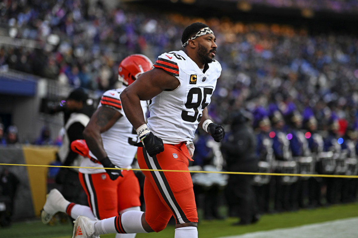 Cleveland Browns Finally Respond to Myles Garrett Trade Request - Athlon Sports