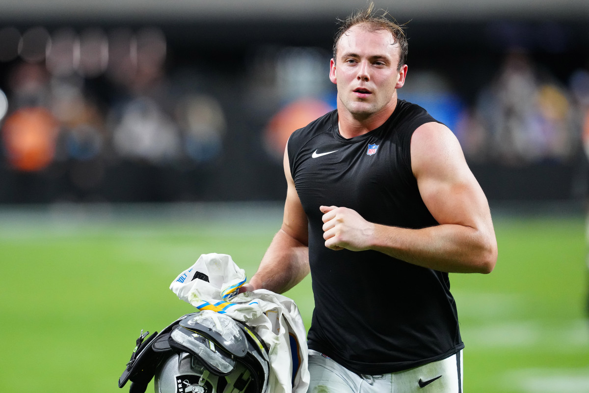 Maxx Crosby Reacts to Brock Bowers' Personal Announcement - Athlon Sports