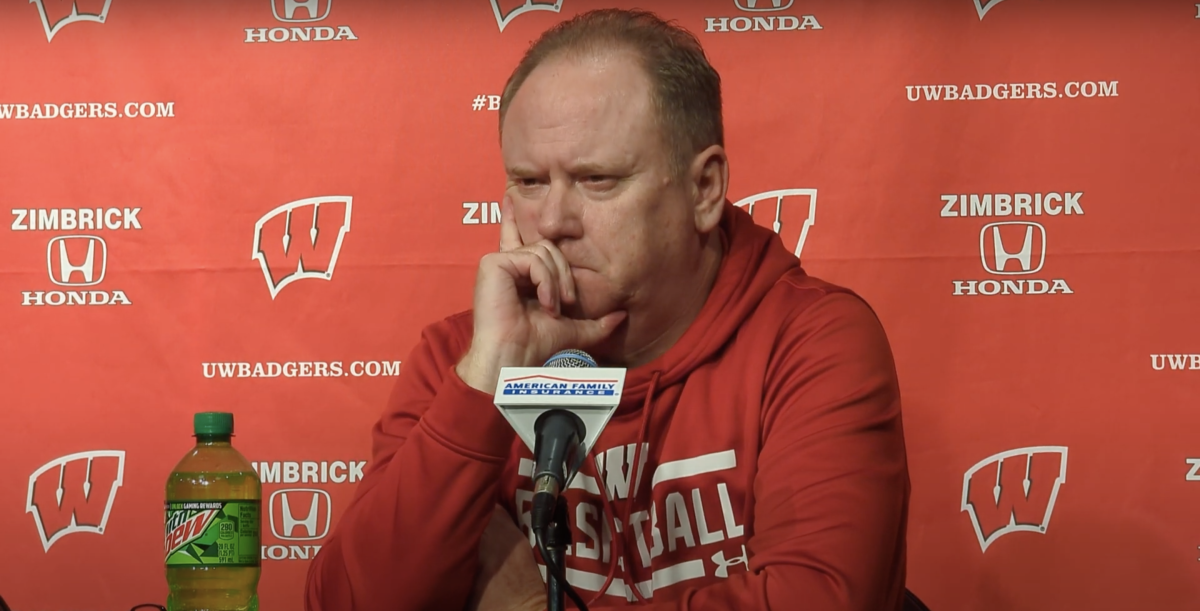 Wisconsin Basketball Coach Previews Top-20 Matchup - Athlon Sports