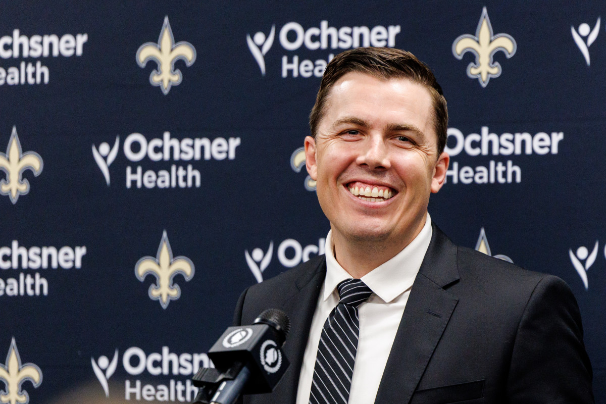 New Orleans Saints Coach Kellen Moore Poaching Philadelphia Eagles ...