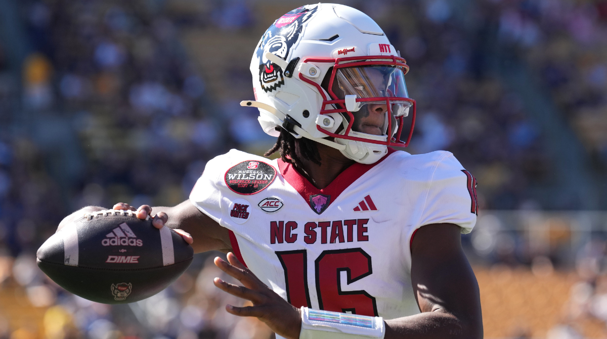 ACC Football: Way-Too-Early 2025 QB Rankings - Athlon Sports