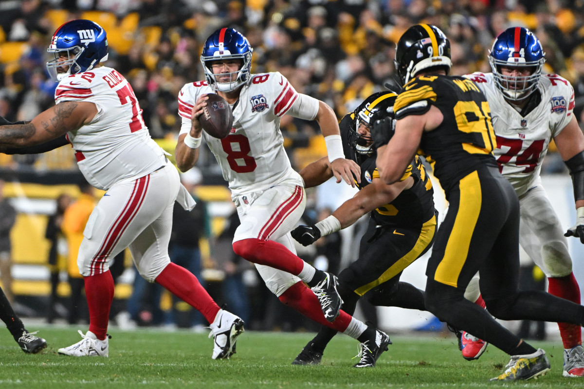 Steelers Rumor Lists QB Daniel Jones as Free Agent Signing - Athlon Sports