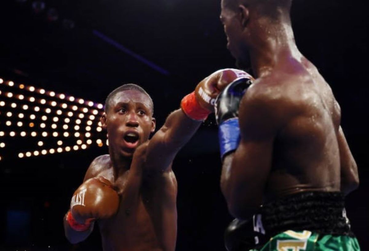 Stimulating Unconquered American Prospect Bruce Carrington Included In ...