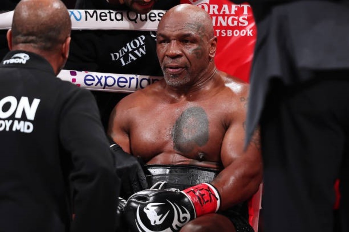 Tyson Bulks Up After Grueling Paul Bout - Athlon Sports
