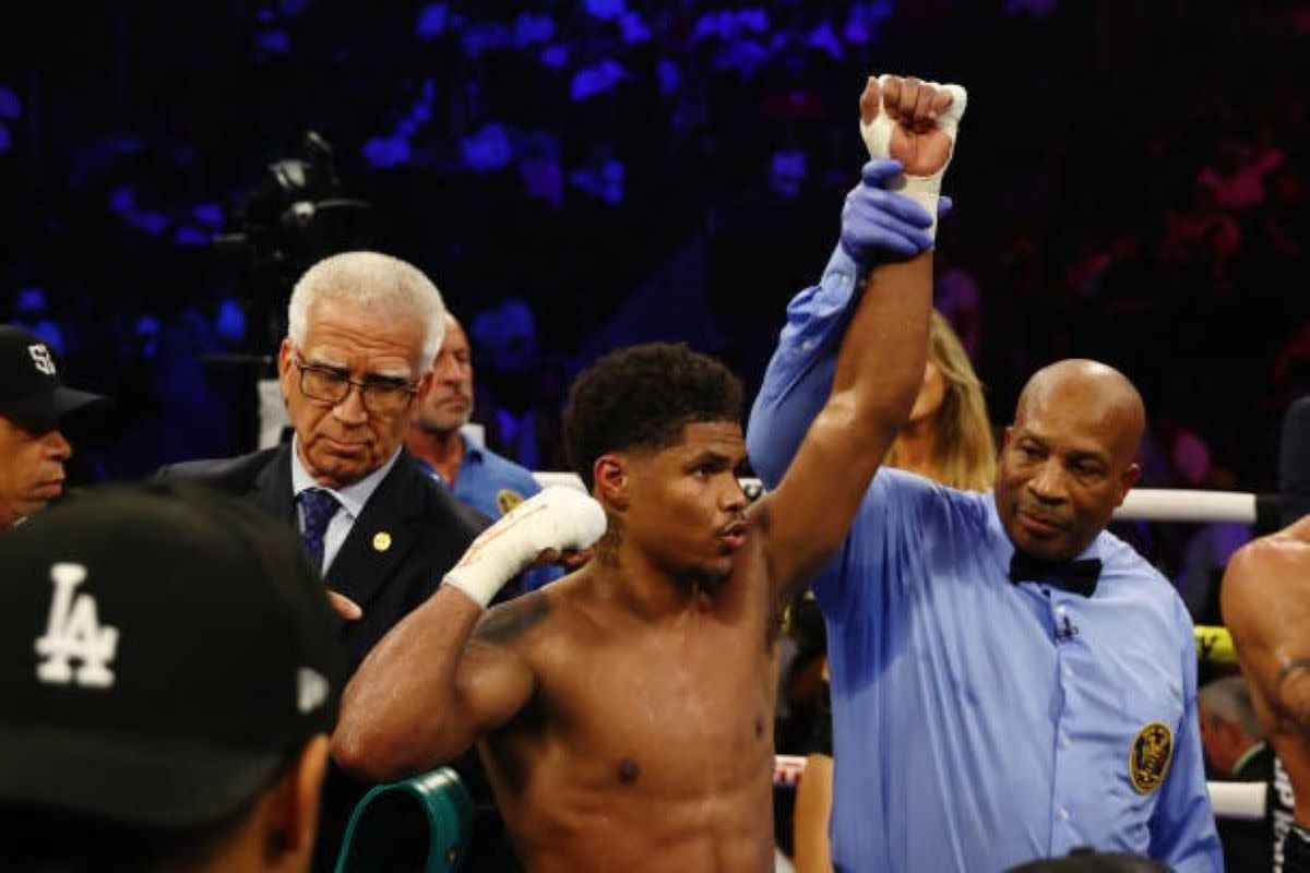 In A Clash Of Styles, Shakur Stevenson Offers Abdullah Mason Advice For ...