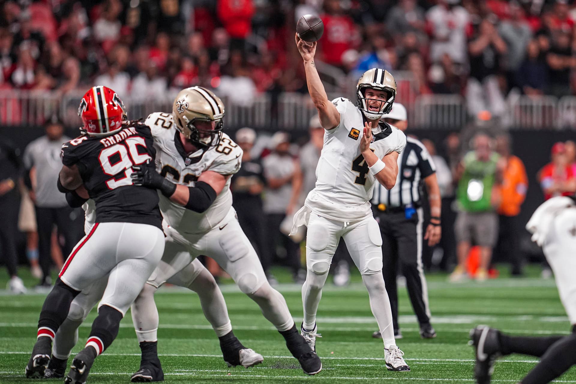 Derek Carr And Saints Should Part Ways This Offseason - Athlon Sports