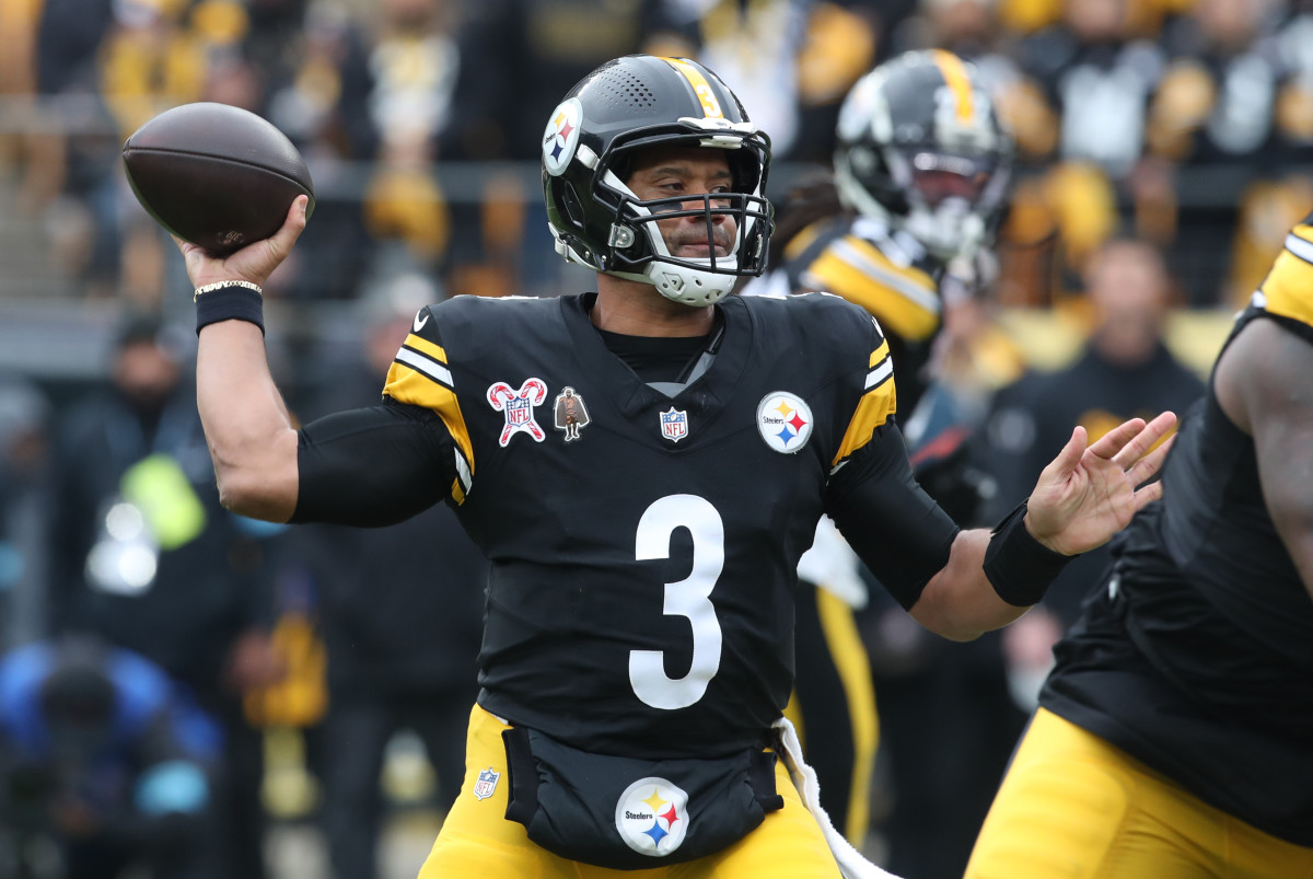 Pittsburgh Steelers Quarterback Russell Wilson Predicted To Sign With ...