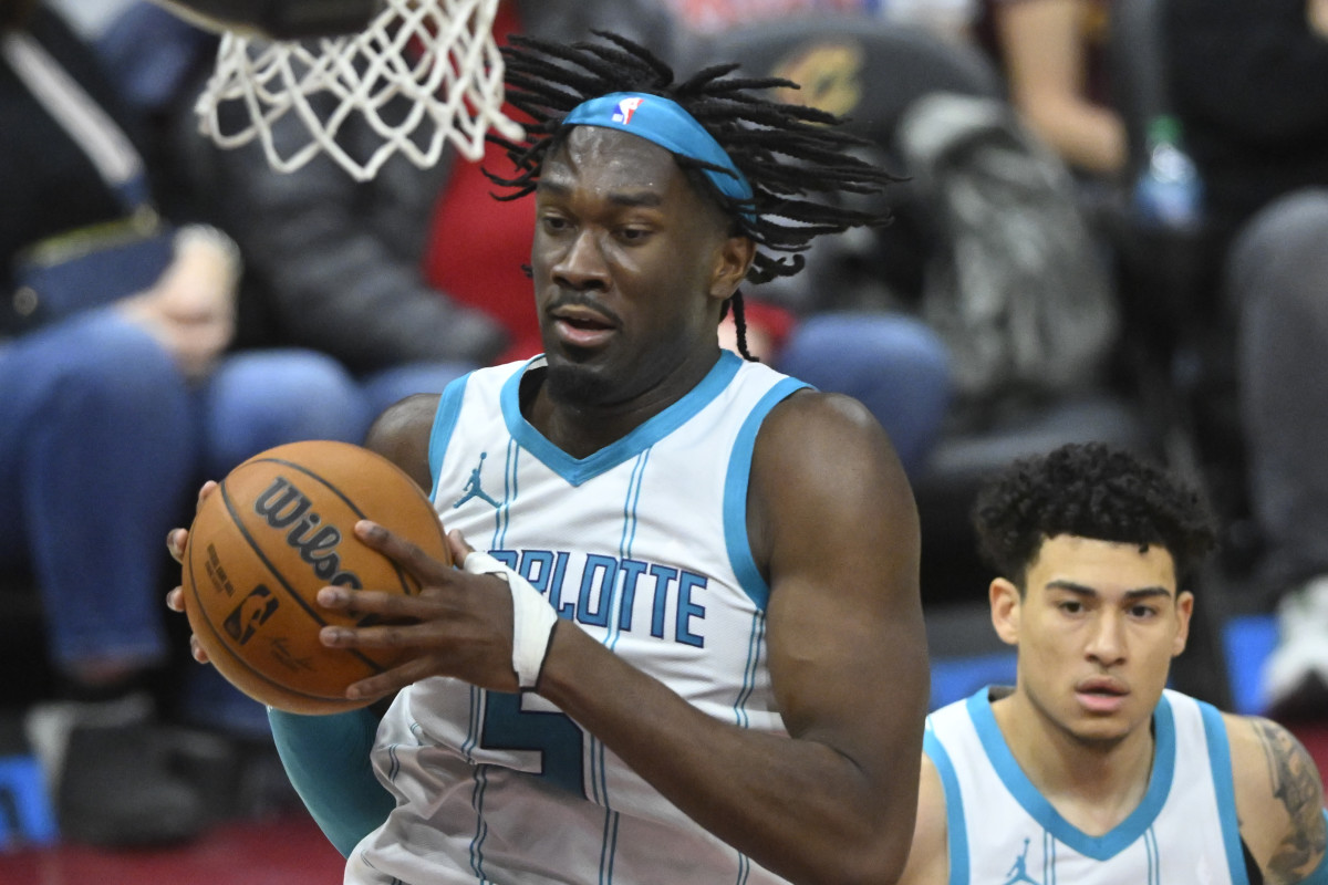 Lakers Make Predictable Response to Stern Message From Mark Williams ...