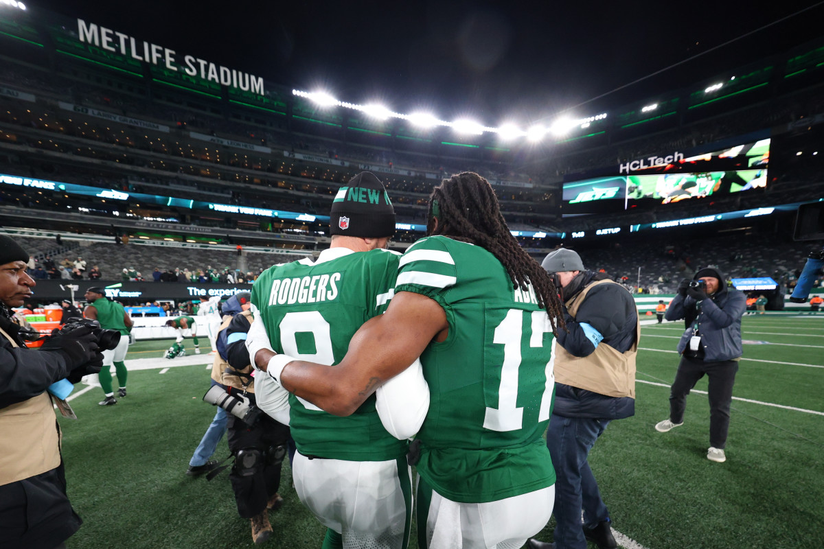 New York Jets Announce Plan To Trade Star Receiver Davante Adams Before Aaron Rodgers' Free ...