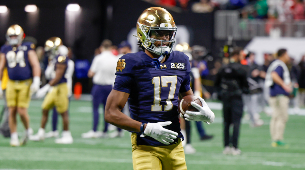 Notre Dame Receiver Cam Williams Is Focused On Growing His Game This Spring - Athlon Sports