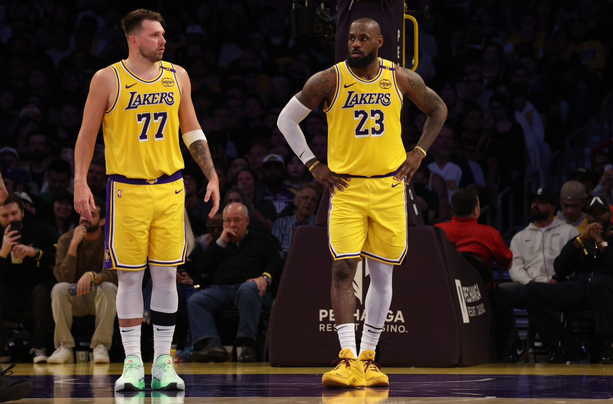Video Emerges of LeBron James, Luka Doncic Trash-Talking Warriors Rookie in Lakers Loss - Athlon ...
