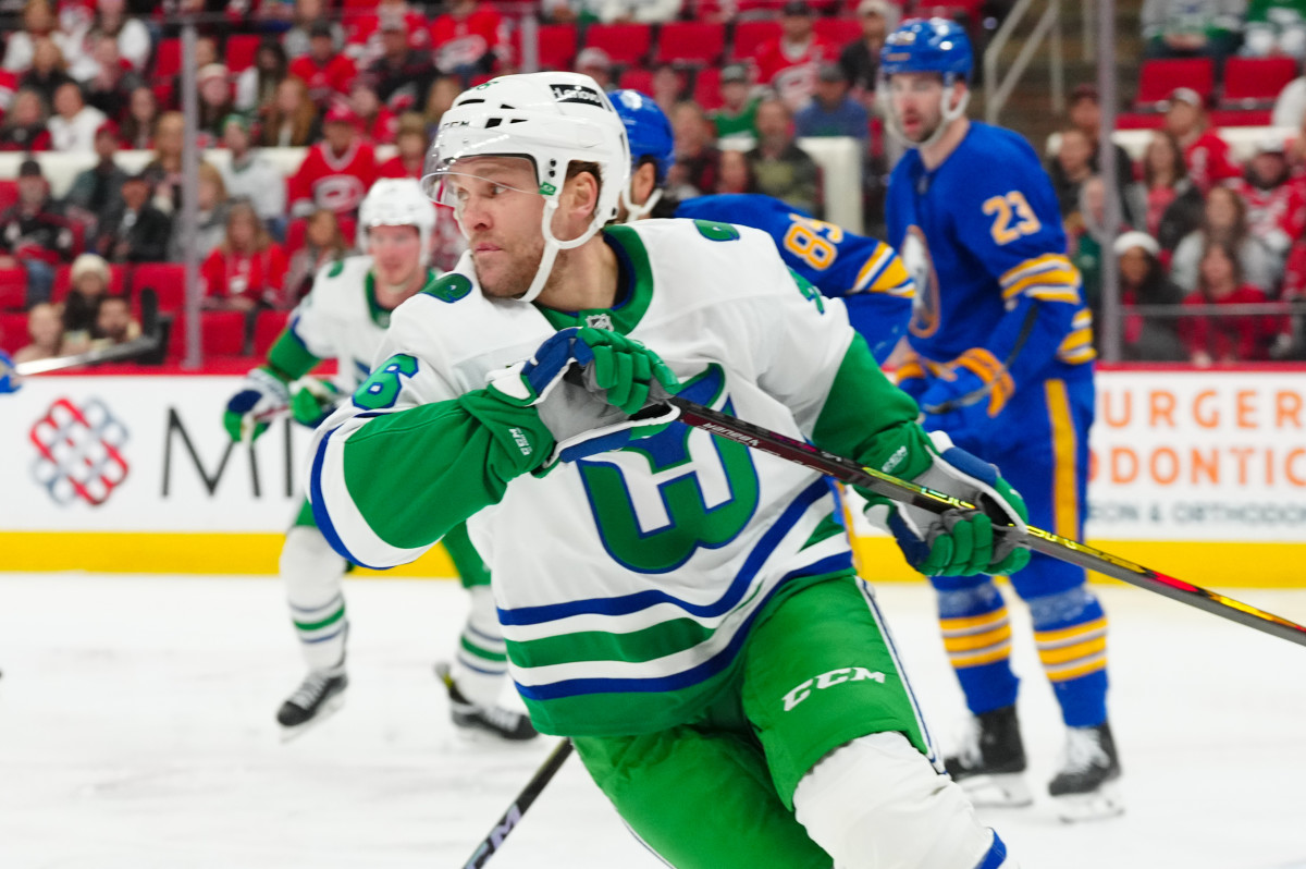 Stars' Mikko Rantanen Breaks Silence on Signing Lower-Value Contract in ...