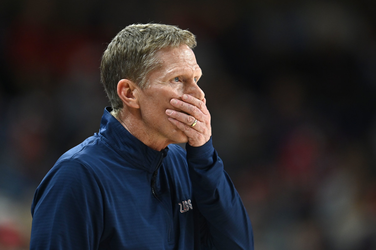Gonzaga’s Mark Few Loses Forward to Transfer Portal on Thursday ...