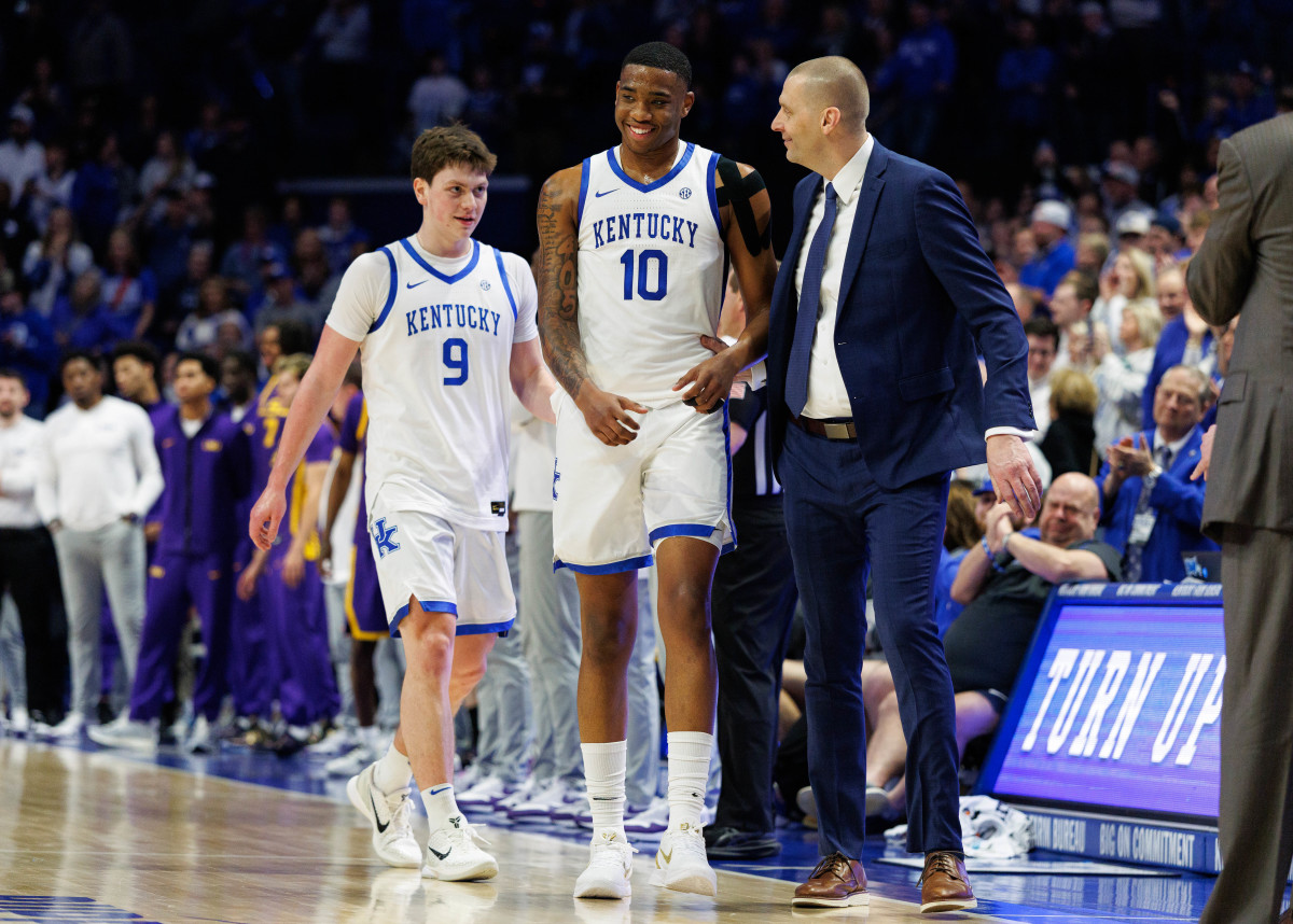 Kentucky to Face No. 15 Missouri Tigers in Regular-Season Finale ...