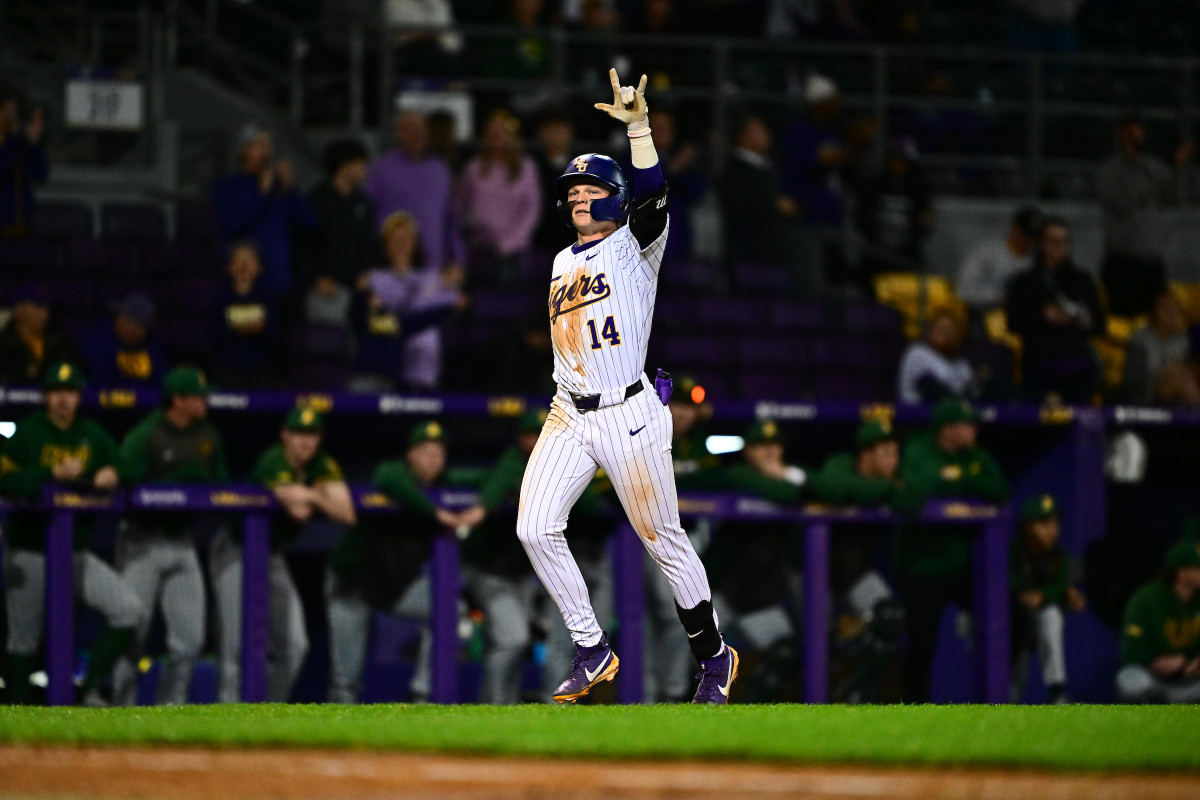 LSU Baseball Comes From Behind To Beat North Dakota State, 11-9 - Athlon Sports
