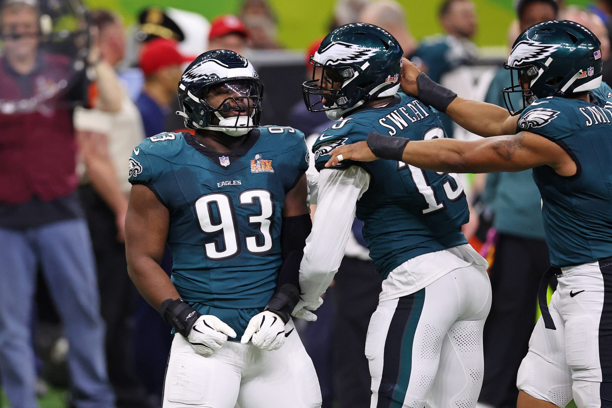 Super Bowl Hero Milton Williams Leaves Philadelphia Eagles for Massive ...