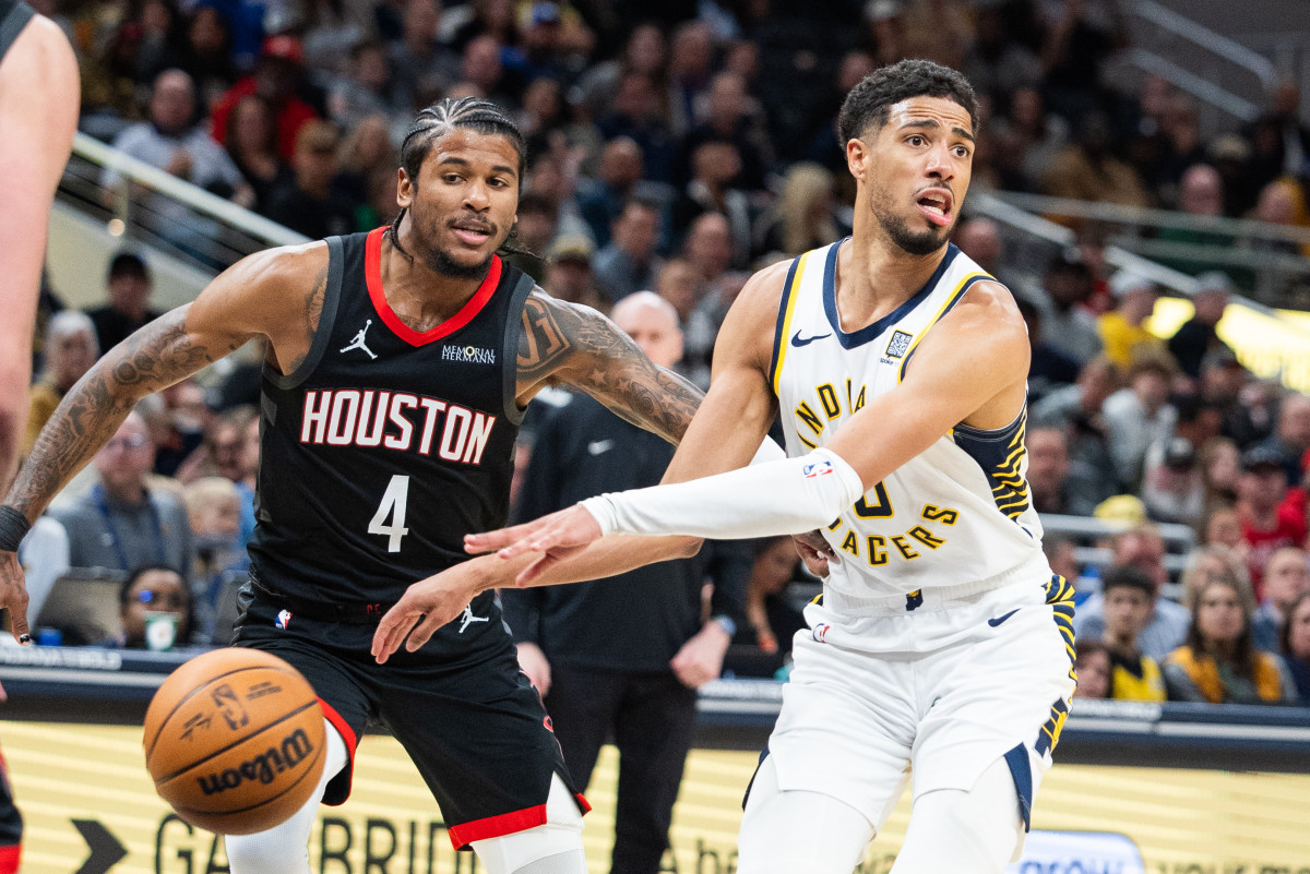 Rockets Star Makes Major Sacrifice Ahead Of 2025 NBA Playoffs - Athlon ...