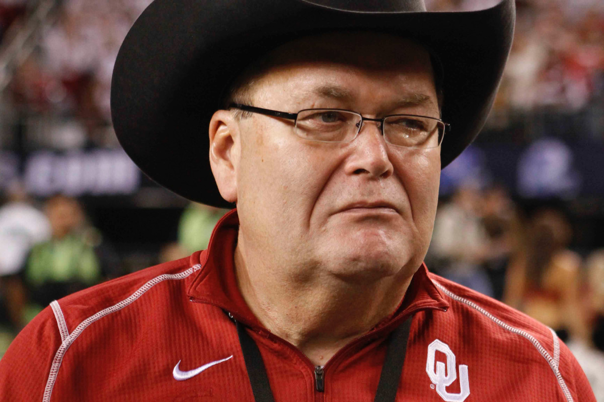 Jim Ross Shares his Thoughts on Oklahoma Football - Athlon Sports