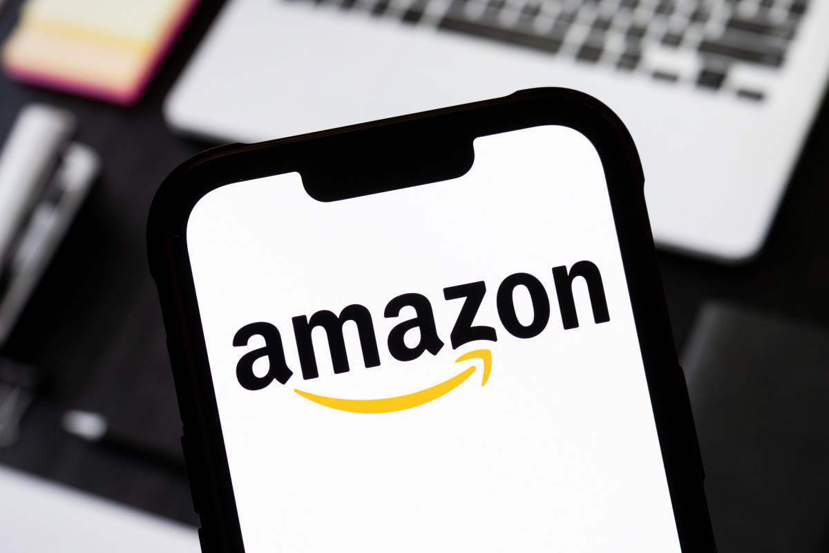 Amazon Is Selling a ‘Superb’ RFID Leather Wallet for Only $6: ‘Found My ...