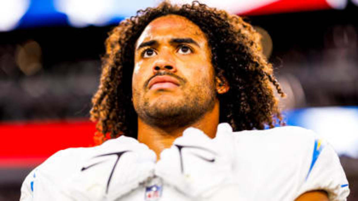 Dallas Cowboys Urged to Make Puzzling Signing of Eric Kendricks ...