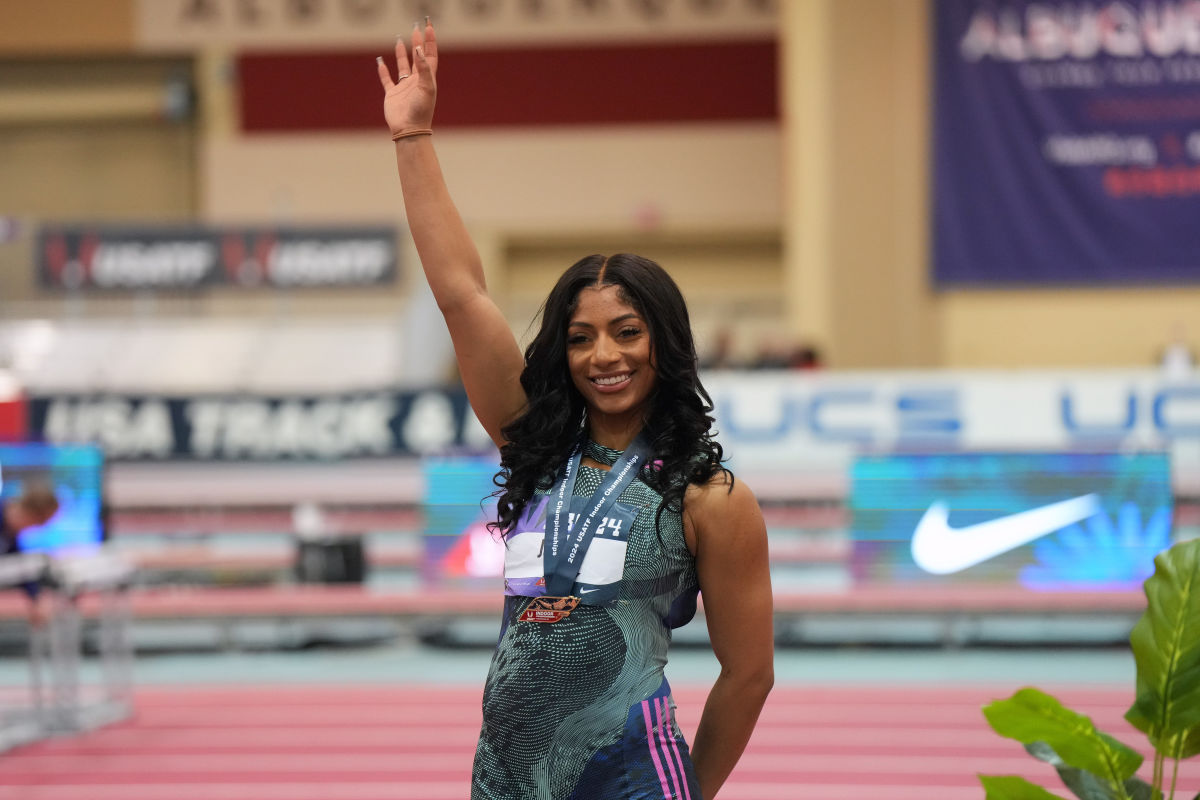 Fans Concerned for Xavier Worthy's Fiancée Tia Jones After Chiefs WR's ...