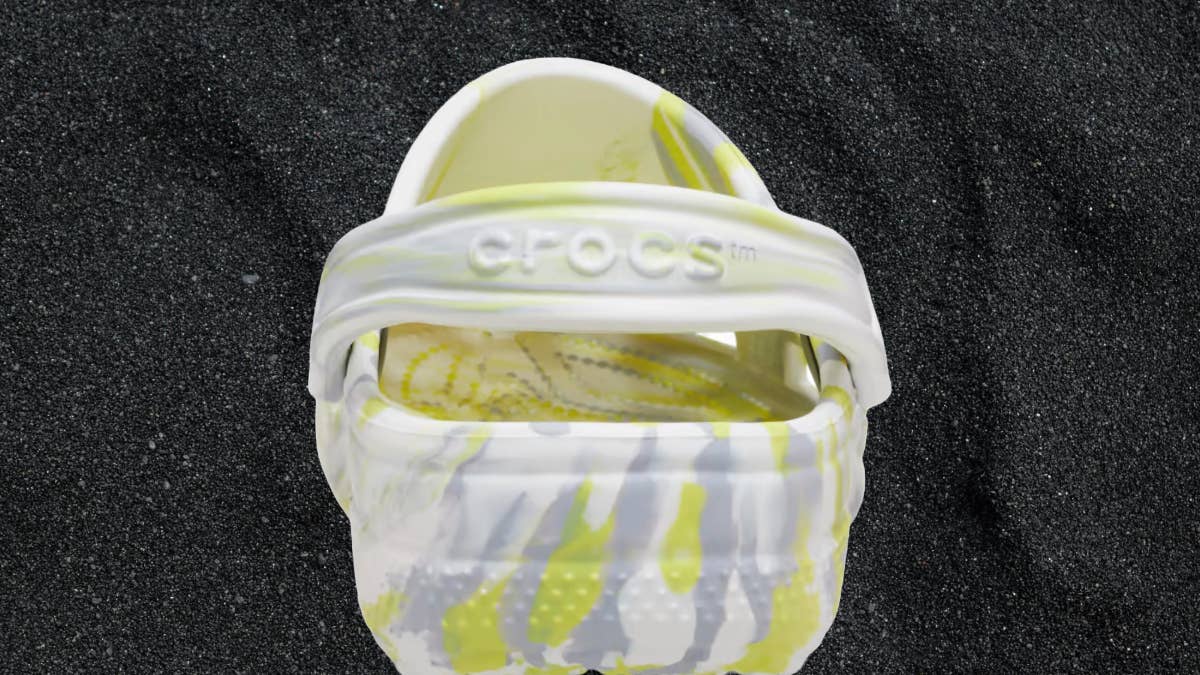 Classic Crocs Clogs Are on Sale Now for 50% Off, and They're Selling ...