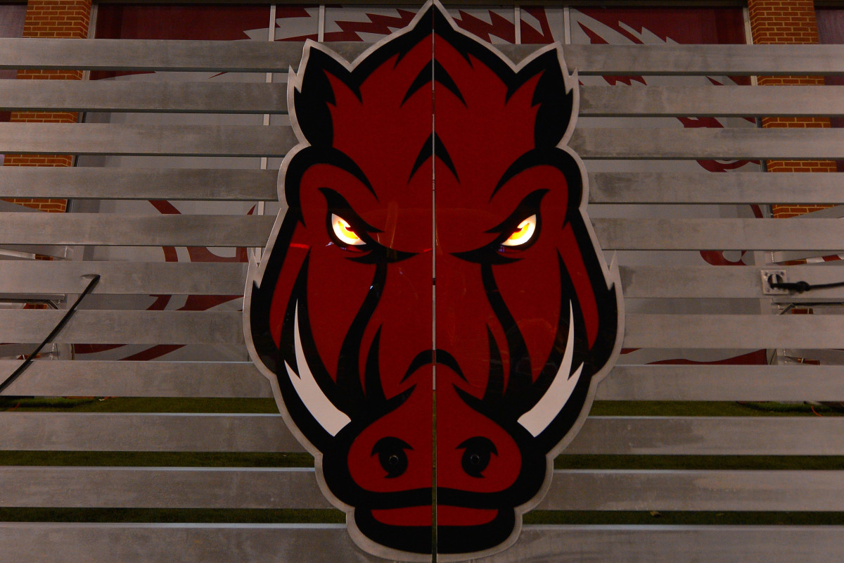Arkansas Adds to Secondary with Top Transfer Commitment - Athlon Sports Arkansas Adds to Secondary with Top Transfer Commitment - Athlon Sports