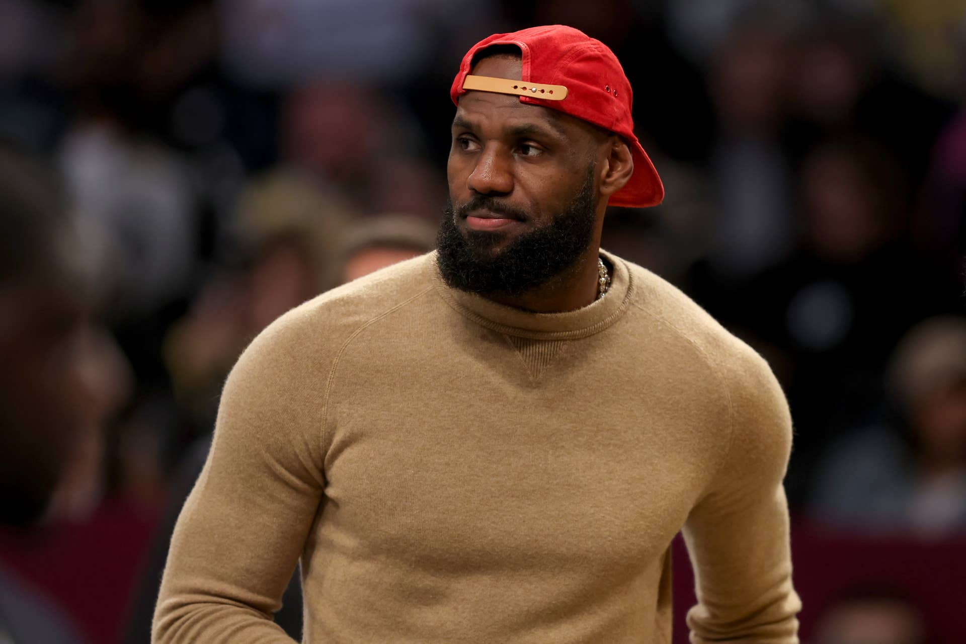 Fans Felt Bad for LeBron James' Family Following Scene at Son’s Game ...