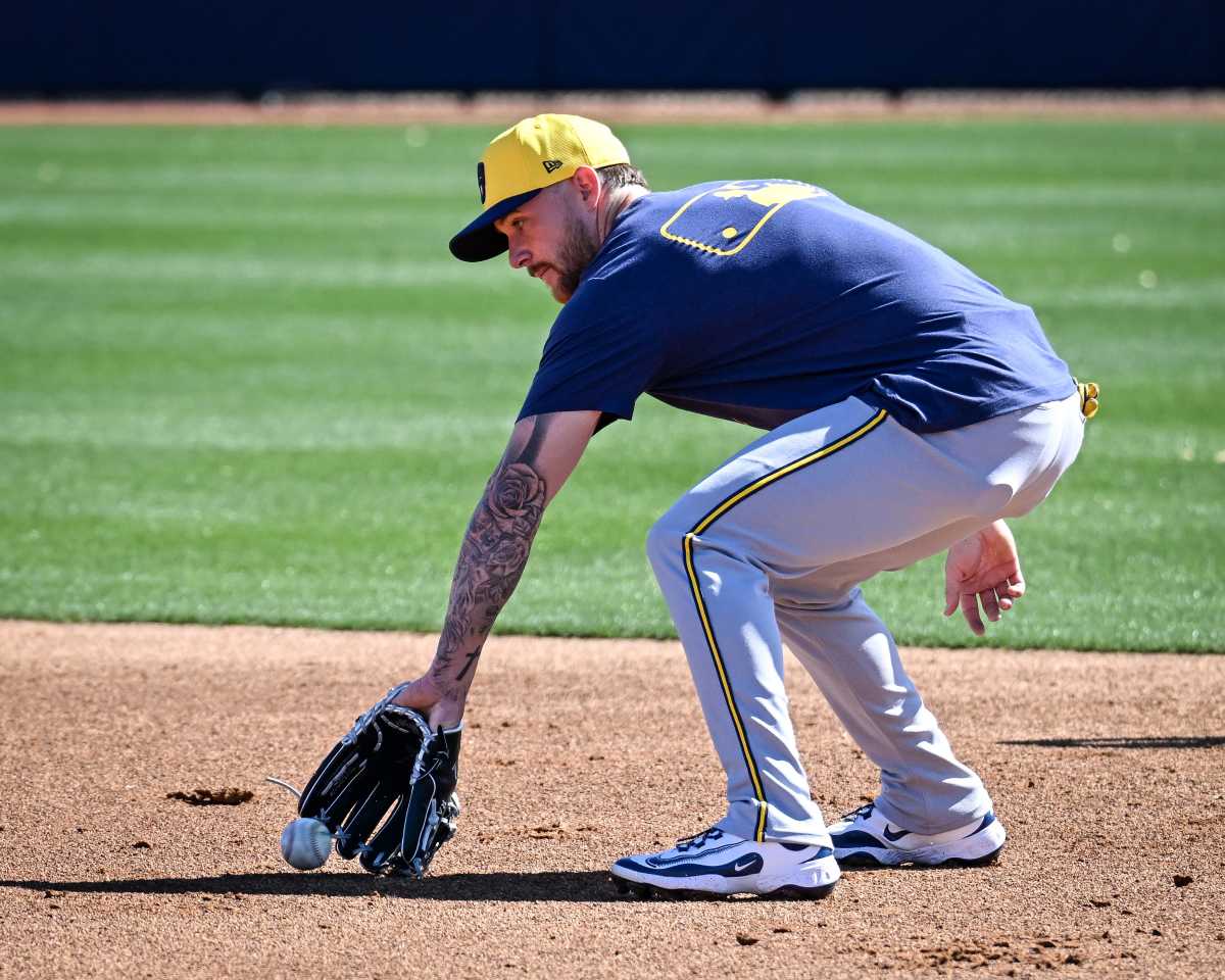 Brewers Infield Puzzle Coming Together As Shortstop Frontrunner Emerges ...
