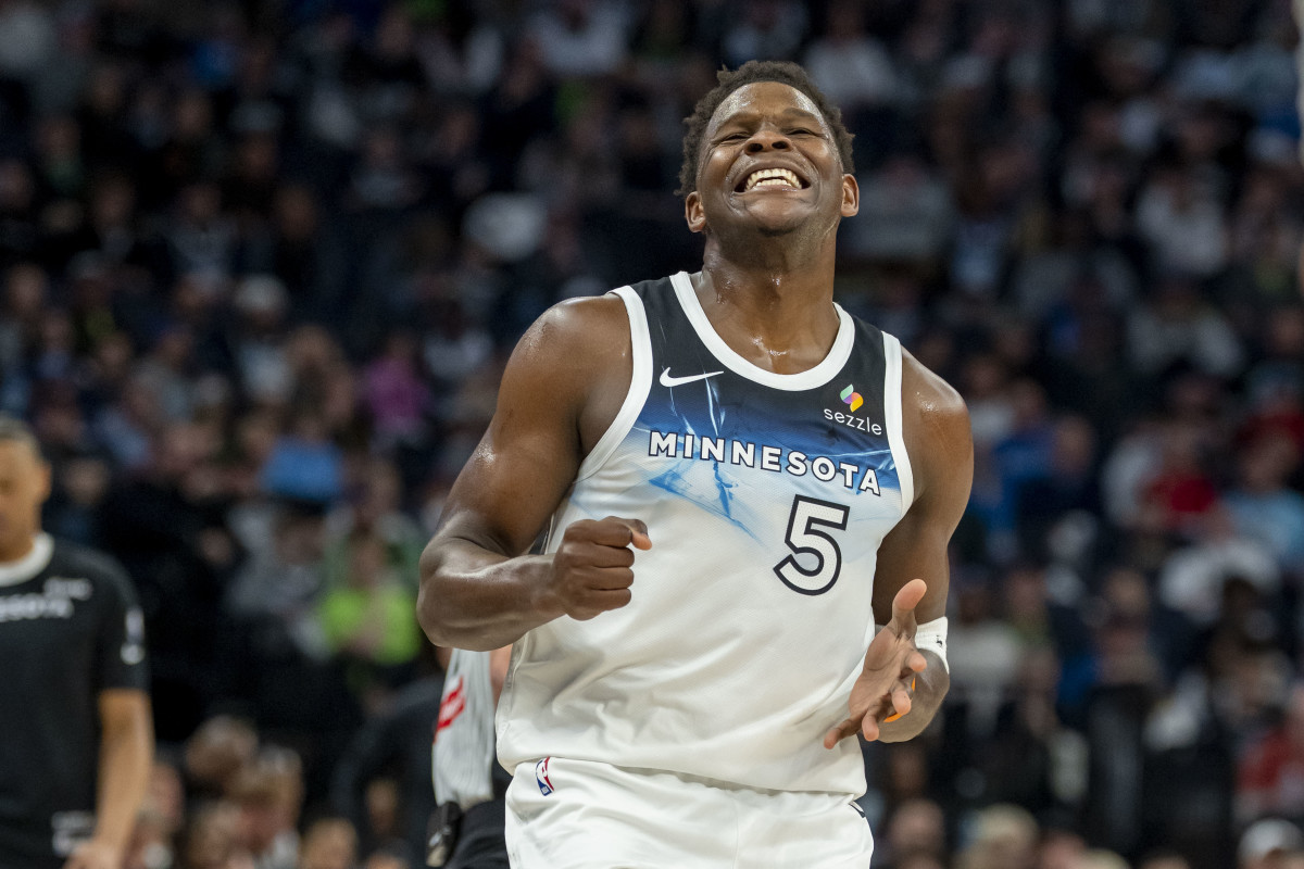 Minnesota Is The NBA's Hottest Team With Eighth Straight Win - Athlon ...