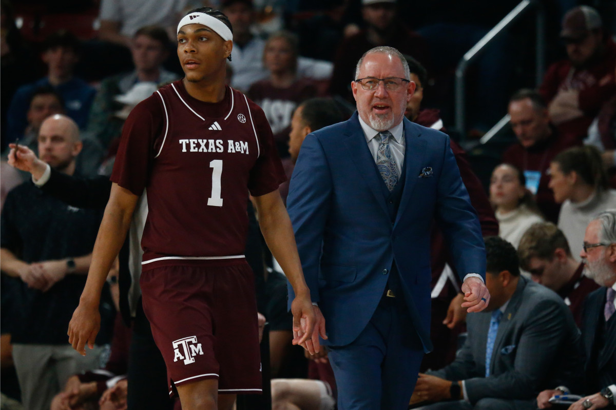 Two Aggies Earn NABC Honors - Athlon Sports