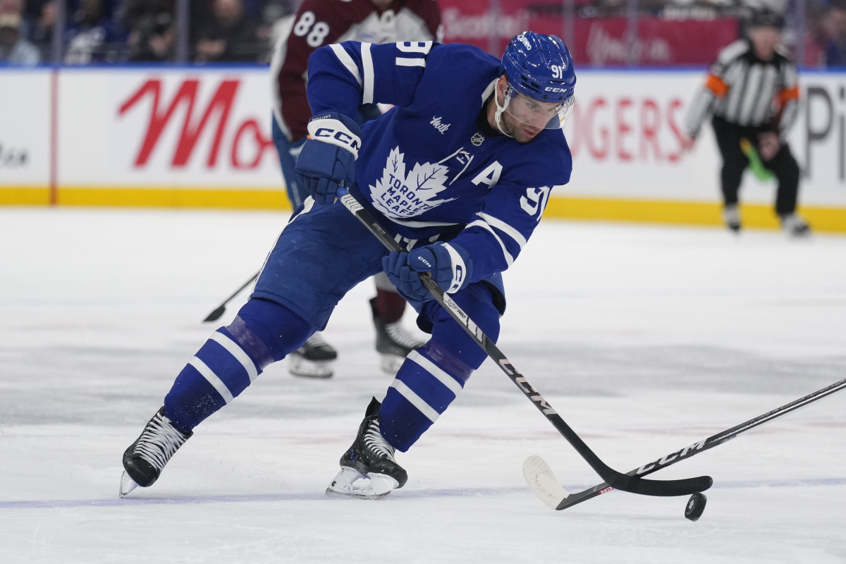 John Tavares’ Message on Mitch Marner’s Uncertain Maple Leafs Situation ...