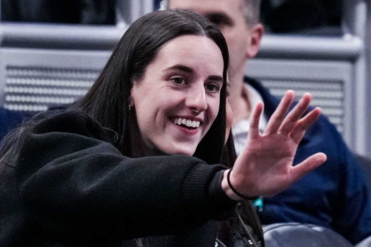 Caitlin Clark's Double Date Night Turns Heads at Lakers-Pacers Game ...
