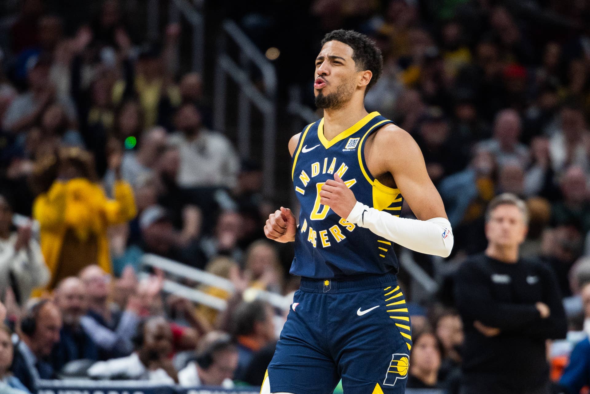 Tyrese Haliburton Is Putting Up Numbers Even John Stockton and Magic ...
