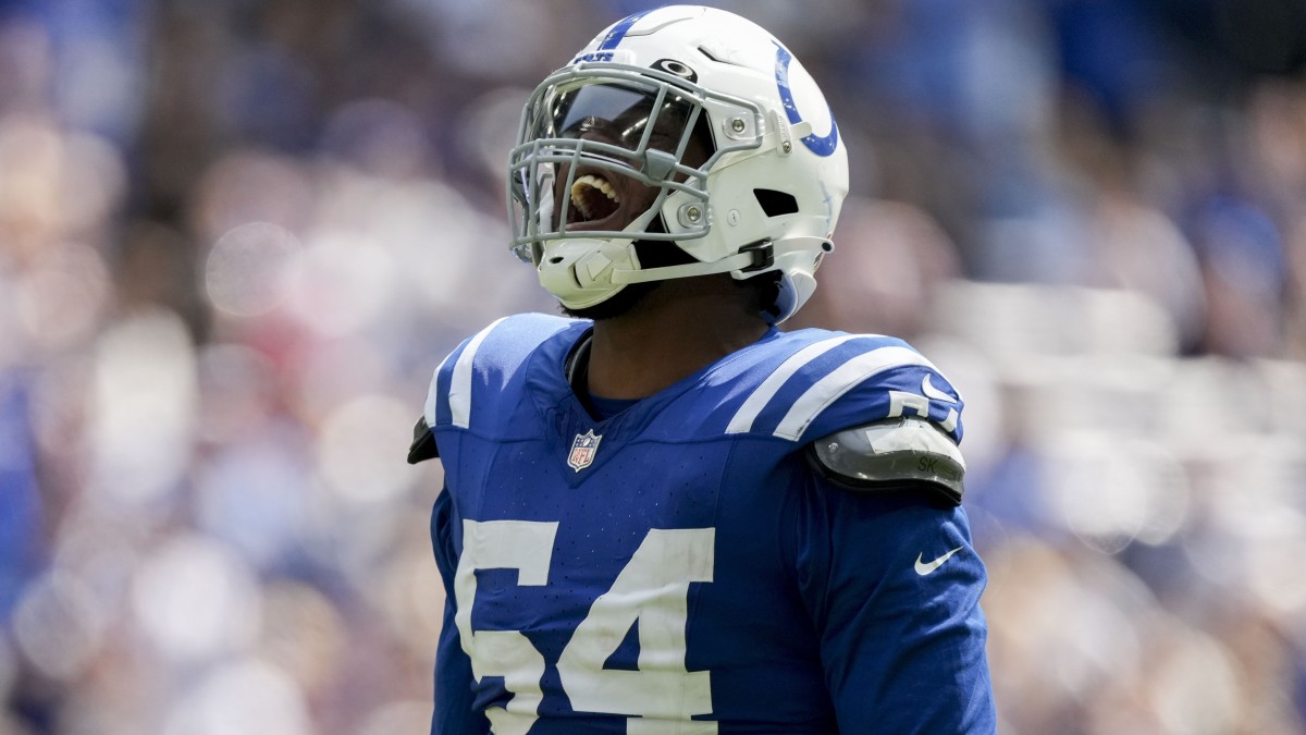 Bears DE Dayo Odeyingbo Snubbed Packers for Chicago: Report - Athlon Sports