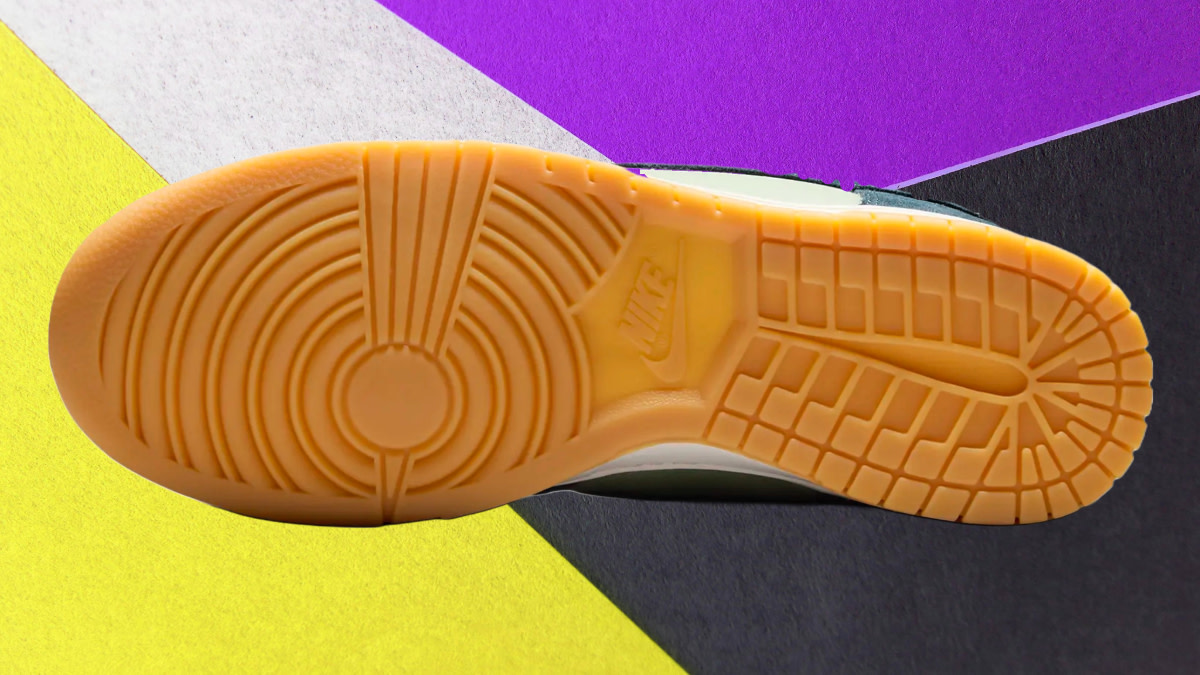 Nike Is Selling $135 Retro Dunk Shoes for as Much as $60 Off, and ...