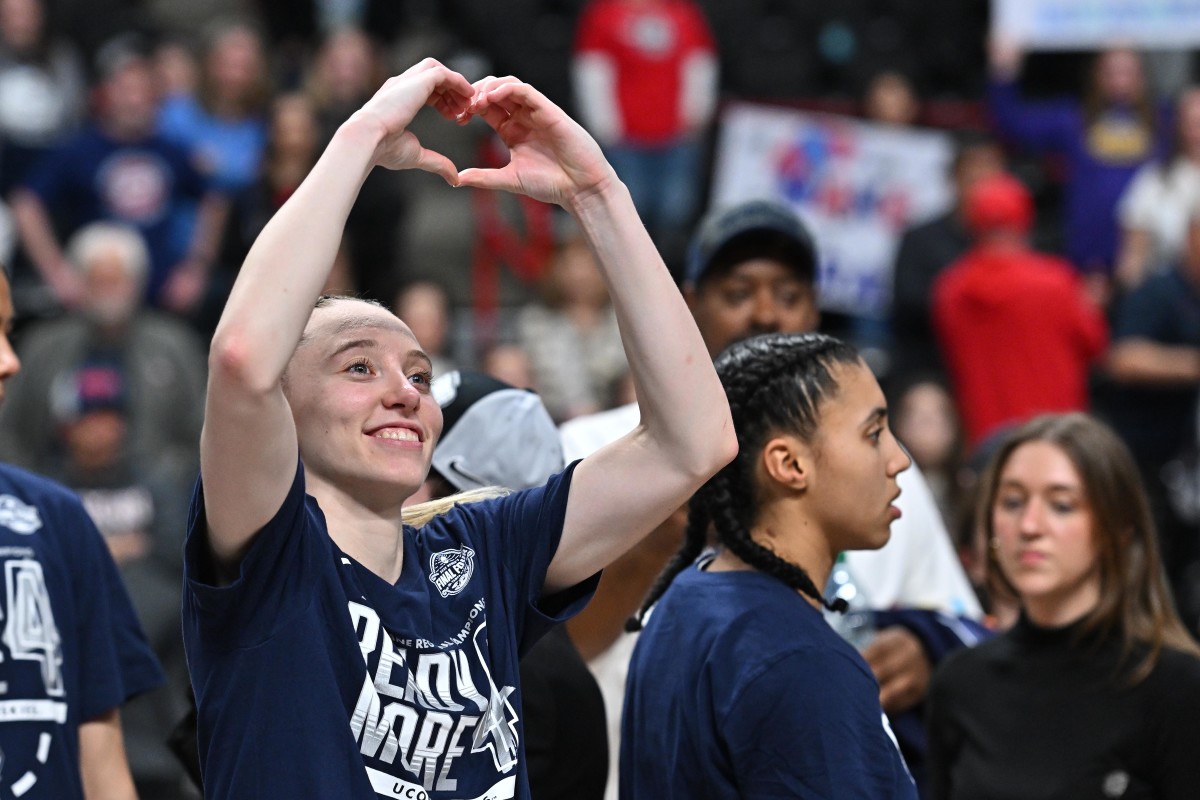 Paige Bueckers Sends Clear Message Ahead of UConn's Final Four Matchup ...