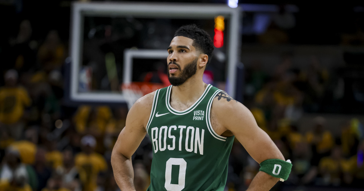 Jayson Tatum Going Viral For Brand-New Hairstyle - Athlon Sports
