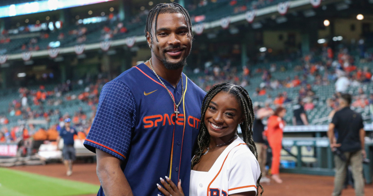 Jonathan Owens Breaks Silence on 'Wrong' Comments About Simone Biles ...