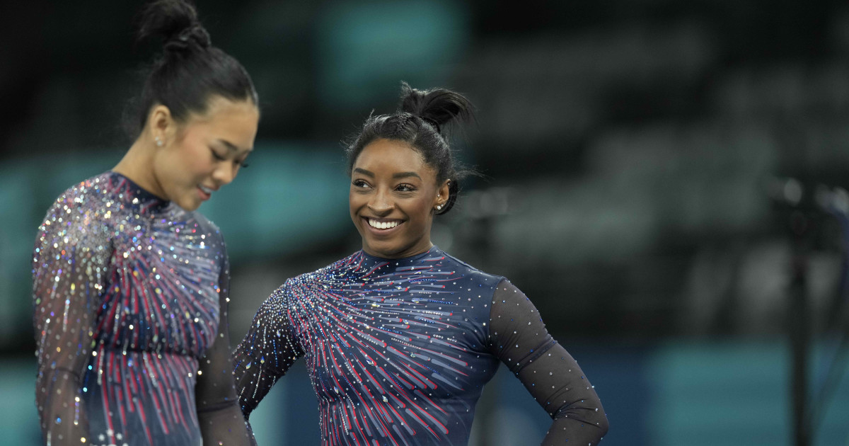 Simone Biles Makes Her Opinion Of Olympic Coaches Unmistakably Clear ...