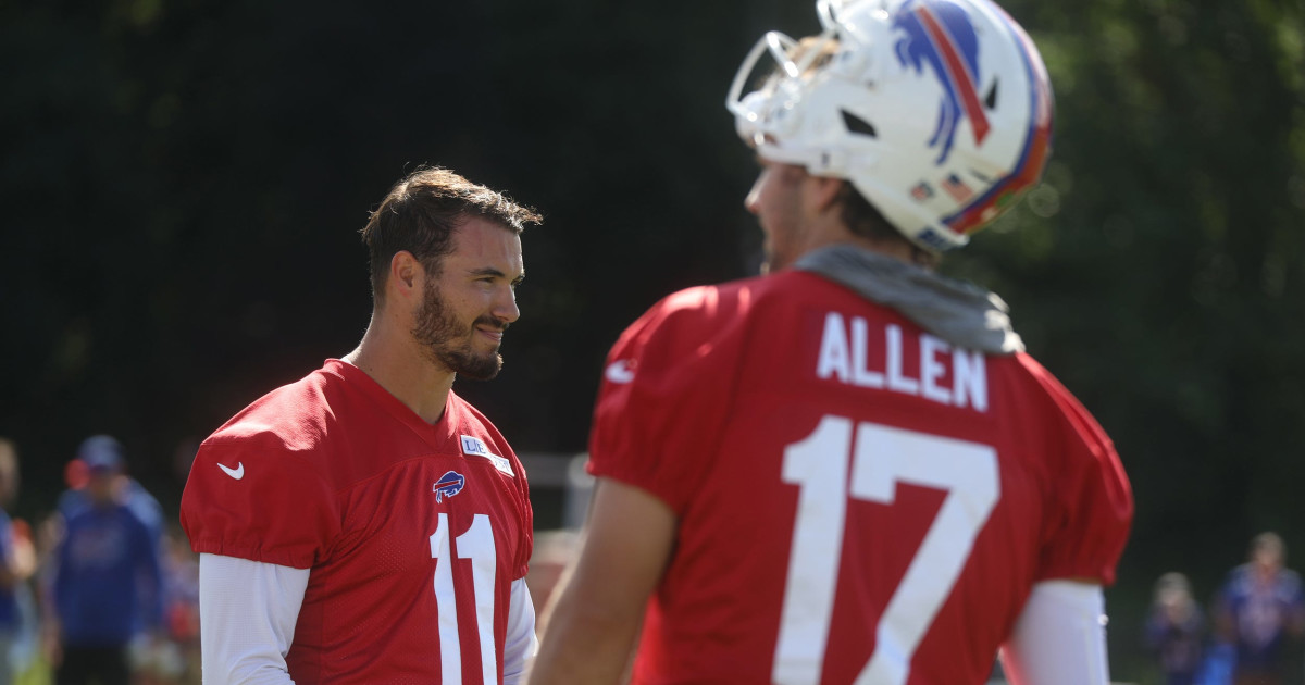 Buffalo Bills Backup Quarterbacks Split Game in 9-3 Victory Over ...