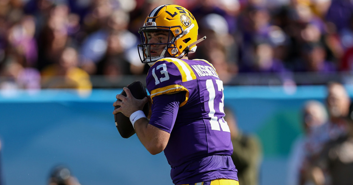 College Football Picks: Expert Predictions for Every Game in Week 1 ...