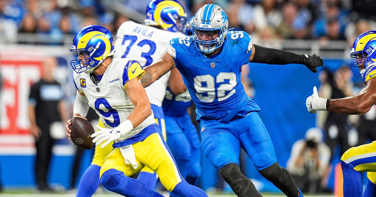 Ndamukong Suh Turns Heads With Jab at Matthew Stafford - Athlon Sports