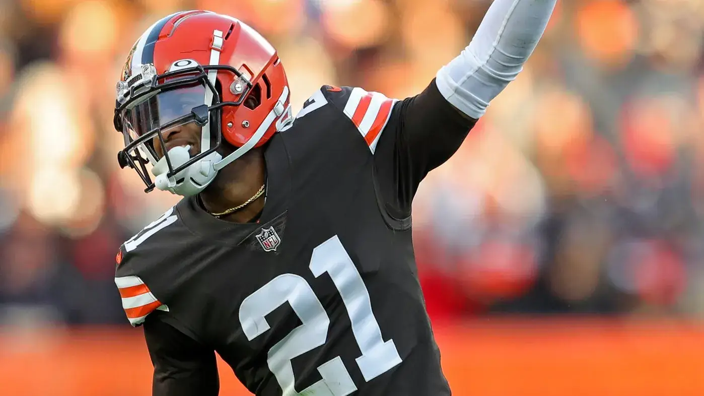 Browns CB Denzel Ward Reportedly Goes Down in Practice - Athlon Sports